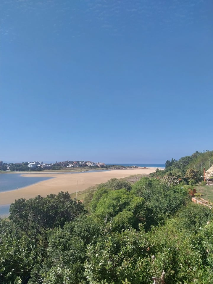 @ Lagoon Coastal Retreat - Cape Saint Francis