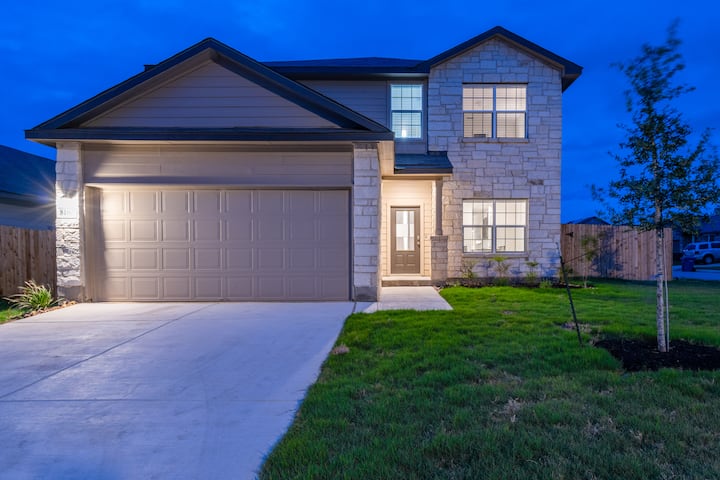 Newly Built House! Near Lackland - Lackland AFB, TX