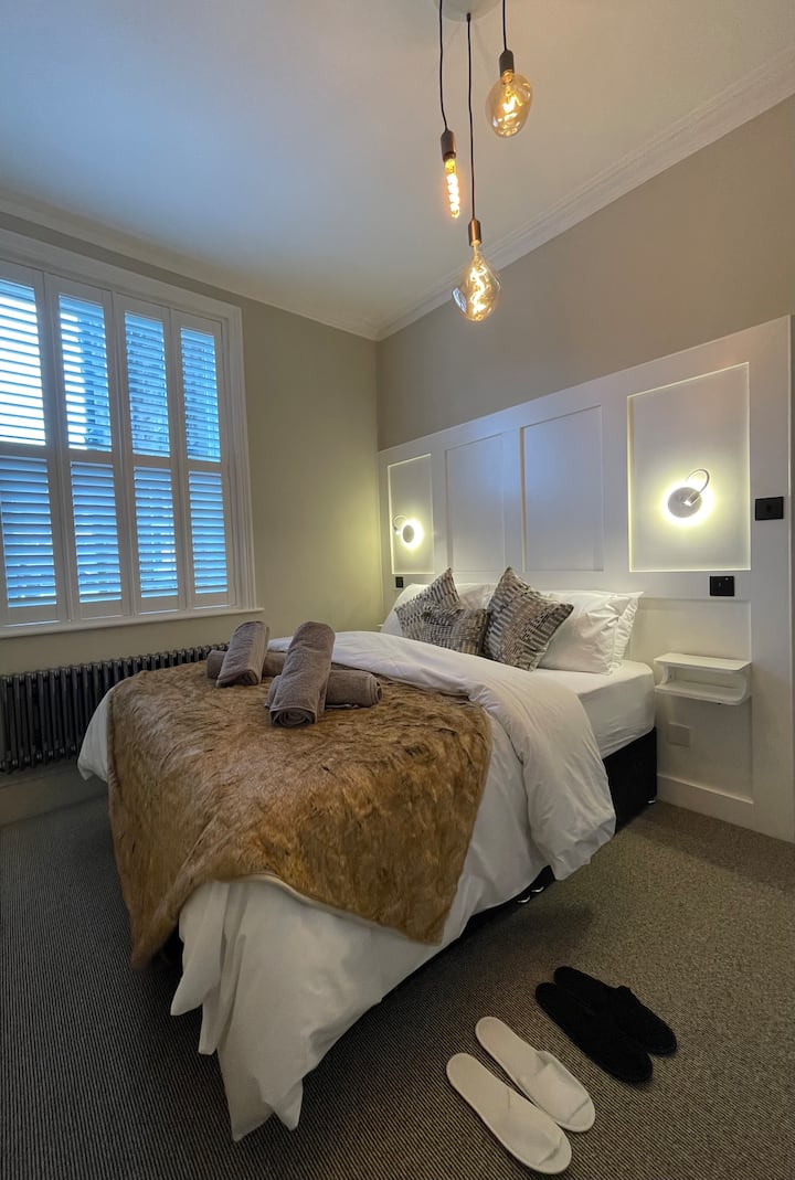 A Stylish Newly Developed Flat - Harrogate