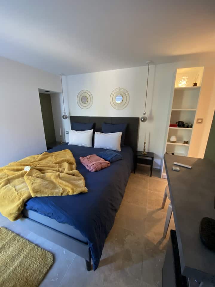 ÉVasion Provençale : Chambre Avec Jacuzzi Privatif - Vaison-la-Romaine