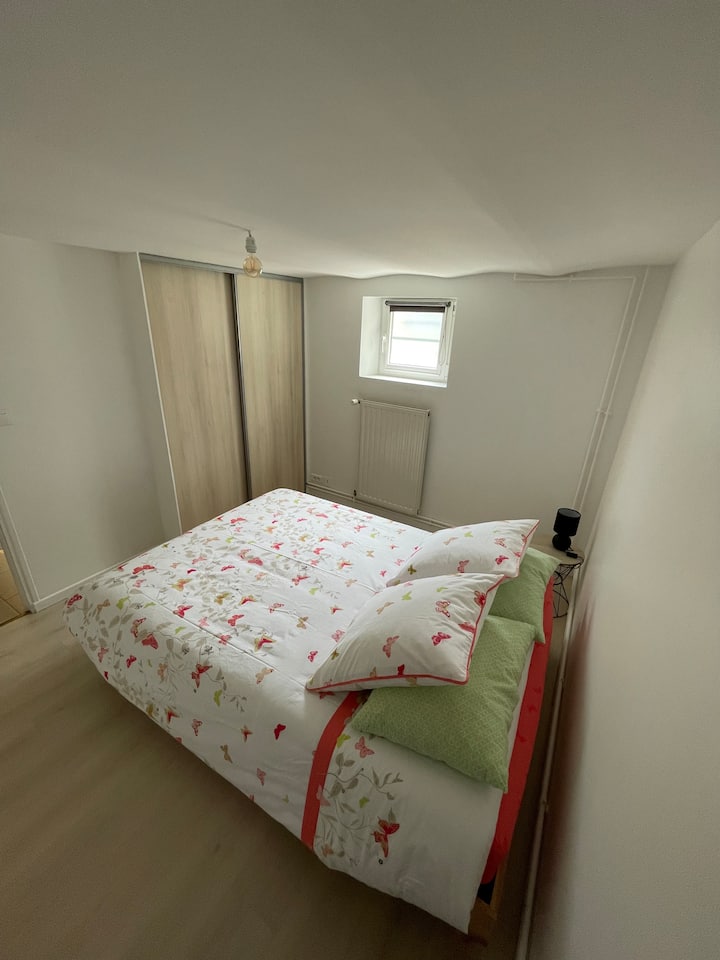 Un F2 Dans Un Quartier Calme - Villeneuve-Saint-Georges