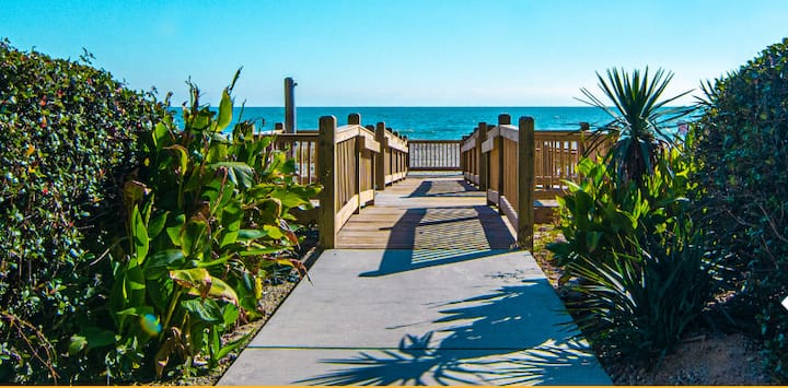 Myrtle Beach Serene Oceanfront Escape - Myrtle Beach