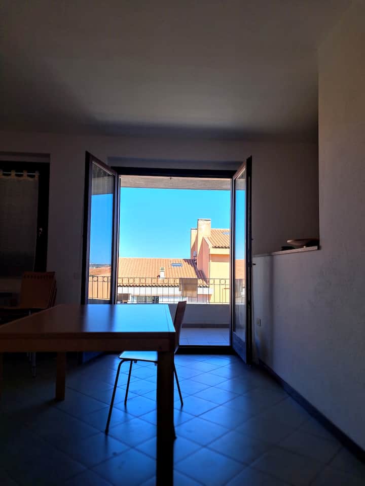 Apartment For 8 People In 3 Sleeping Rooms - La Maddalena