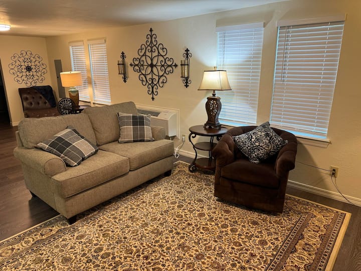 Quiet Country 2 Bedroom Luxury Home In Ada - Ada, OK