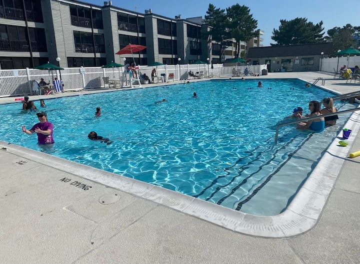 2 Bedroom, 2 Bathroom Condo - Ocean City, MD