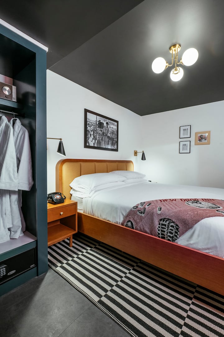 Earl King Room - New Orleans, LA