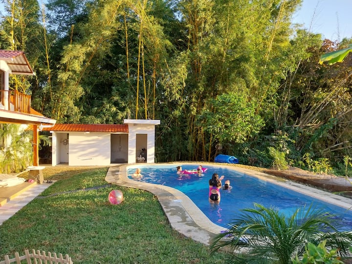 Villa Xojonik
Irtra Retalhuleu - San Felipe