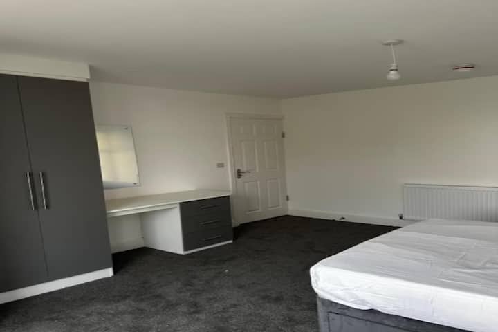 Cheetham Hill Guest House Deluxe Triple Room - 曼徹斯特