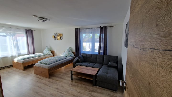 Wohnung Mit Balkon In Roth - Hilpoltstein