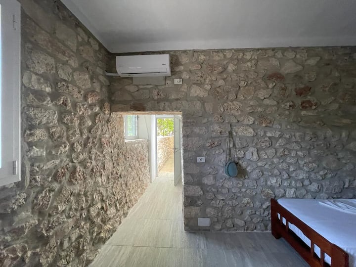 1+1 - Qeparo