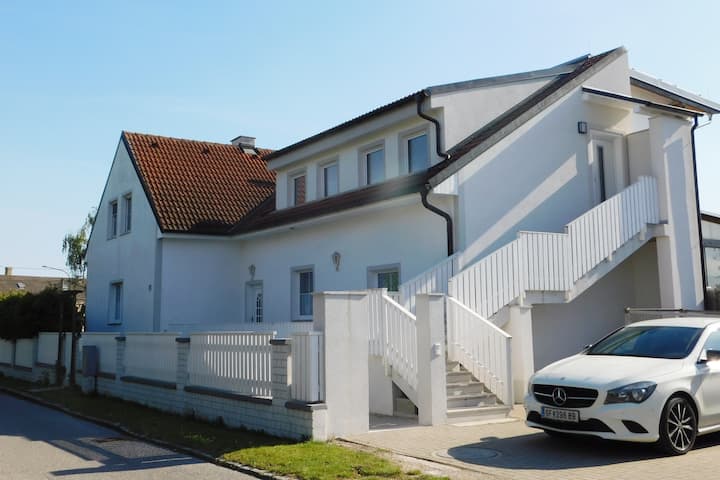 Ferienwohnung Für 4 Personen - Vienna Schwechat Airport (VIE)