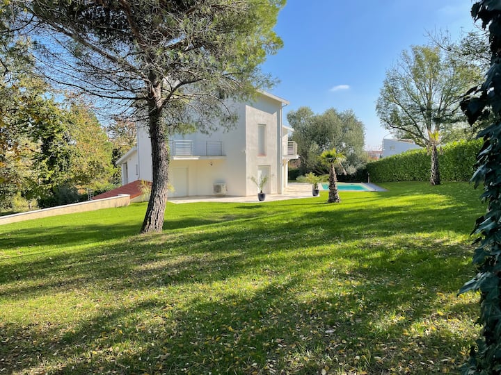 Chambre En Rez-de- Jardin - Toulouse
