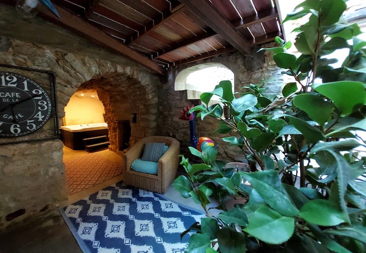 Chambre D'hôtes, Uzès, Côté Village - Uzès