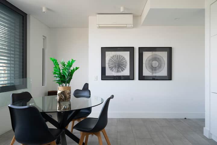 Stylish 2br Top-level Unit W/ Lift In Bondi Beach - Bondi Beach