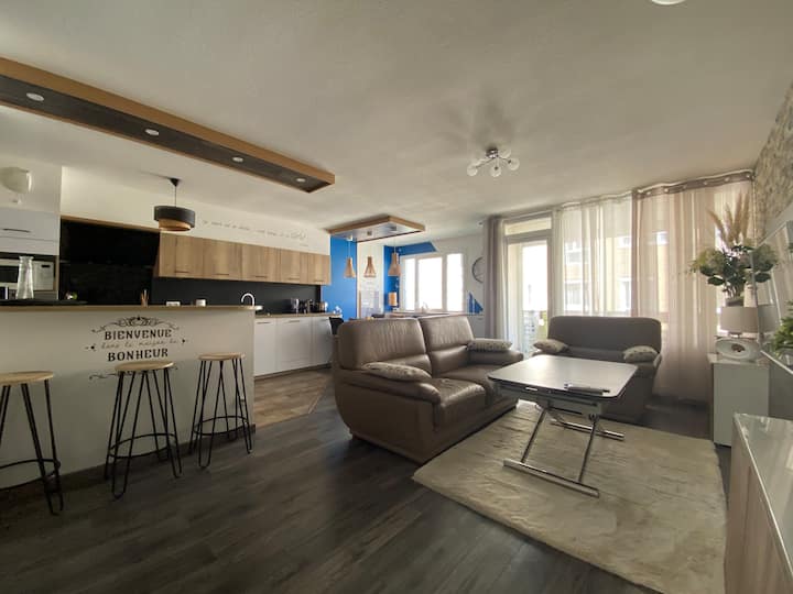 Appartement En Centre Ville - Bourgoin-Jallieu