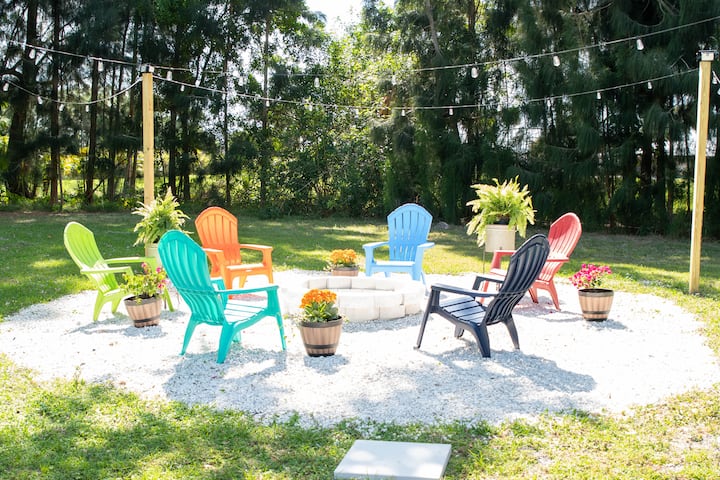 Groovy House - Fort Pierce, FL