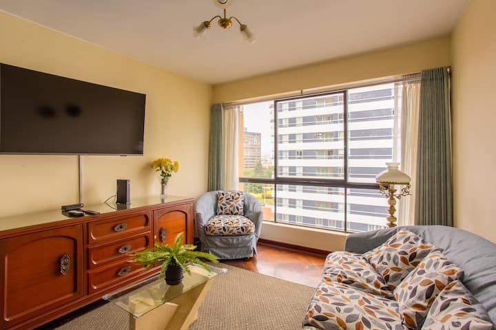 Hermoso Y Elegante 3 Br En El Centro De Miraflores - Lima