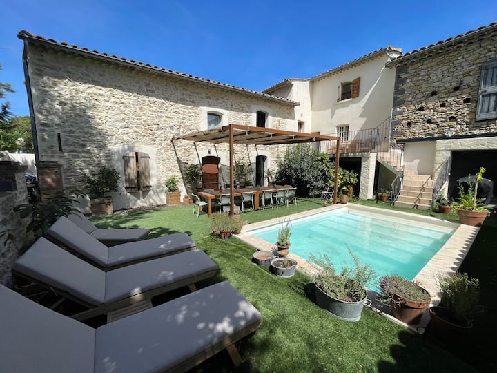 Maison De Vacances Avec Piscine Chauffée - Alès