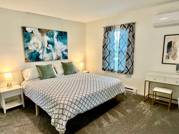 Charming Downtown Mystic 2br Apt - Stonington Vineyards, Stonington