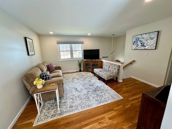 Home In Saratoga Springs - Saratoga Springs, NY
