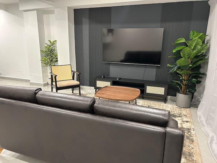 Kl, Old Klang Road - Entire Home, 8pax - Kuala Lumpur