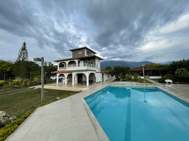 Finca Familiar 22 Personas - Ginebra