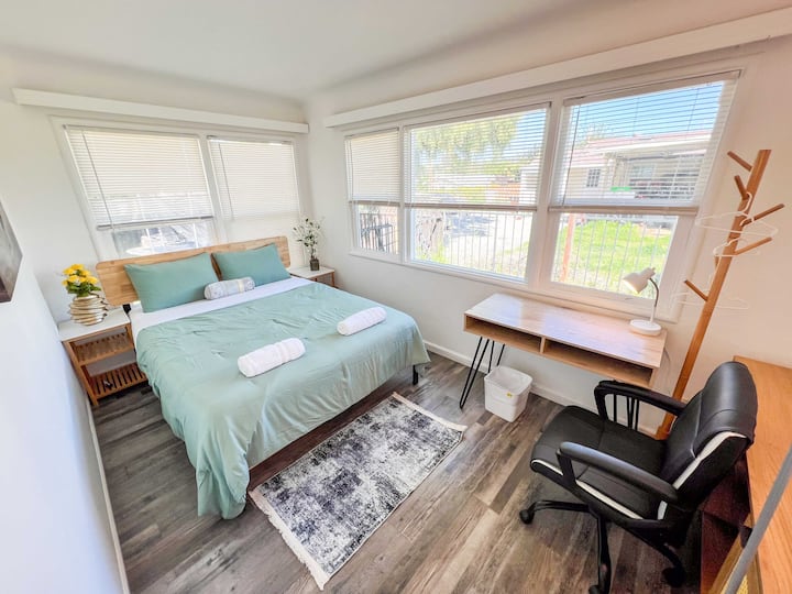 #H6-5-minute Drive To Downtown | Near Highway 580 - Hayward, CA
