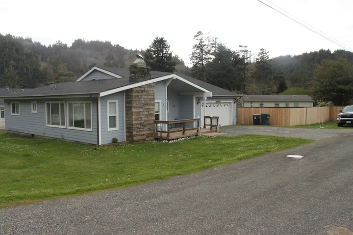 The Creekside House - Gold Beach
