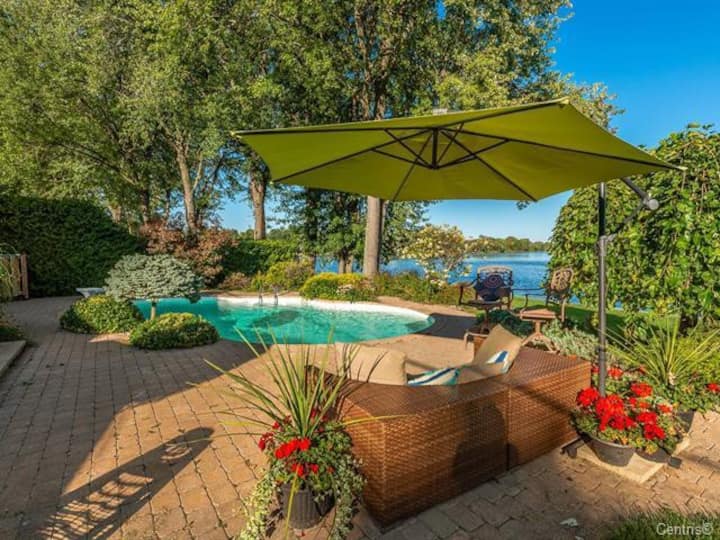 Waterfront Paradise With Pool Hot Tub Sauna - Dorval