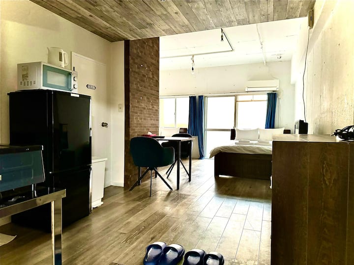 43＊big Sale＊立地最高＊max４名宿泊＊なんば・心斎橋エリアまで徒歩15分 - Osaka