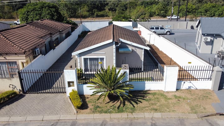 Bonnie House - Nelspruit