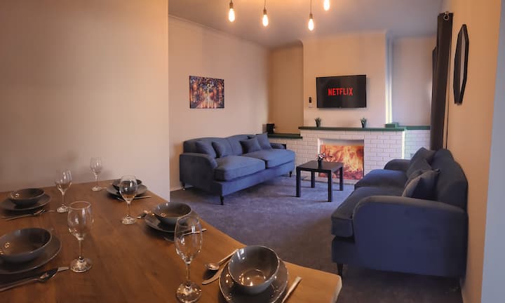 4br Coastal Home | Near Aberavon Beach - Port Talbot