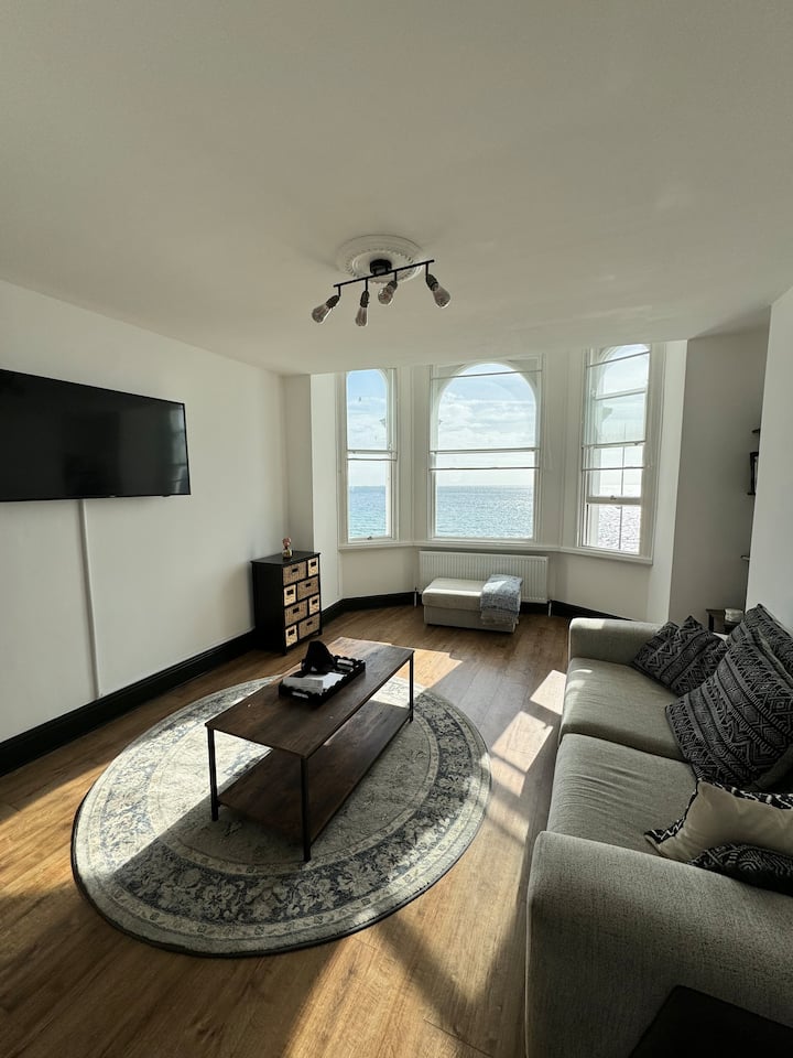 Panoramic Views Of Douglas Bay - Isle of Man
