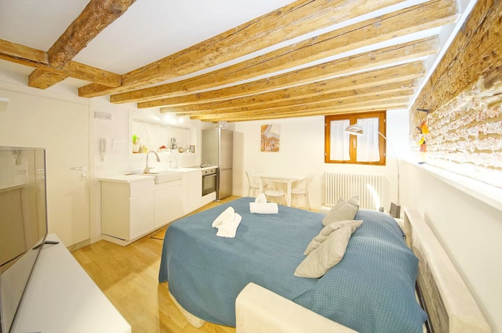 Dolcevita Apartments N 506: San Polo - Restauré - Venecia