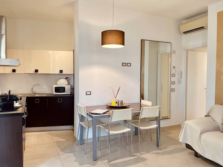 Trilocale Con Terrazzo - Desenzano del Garda