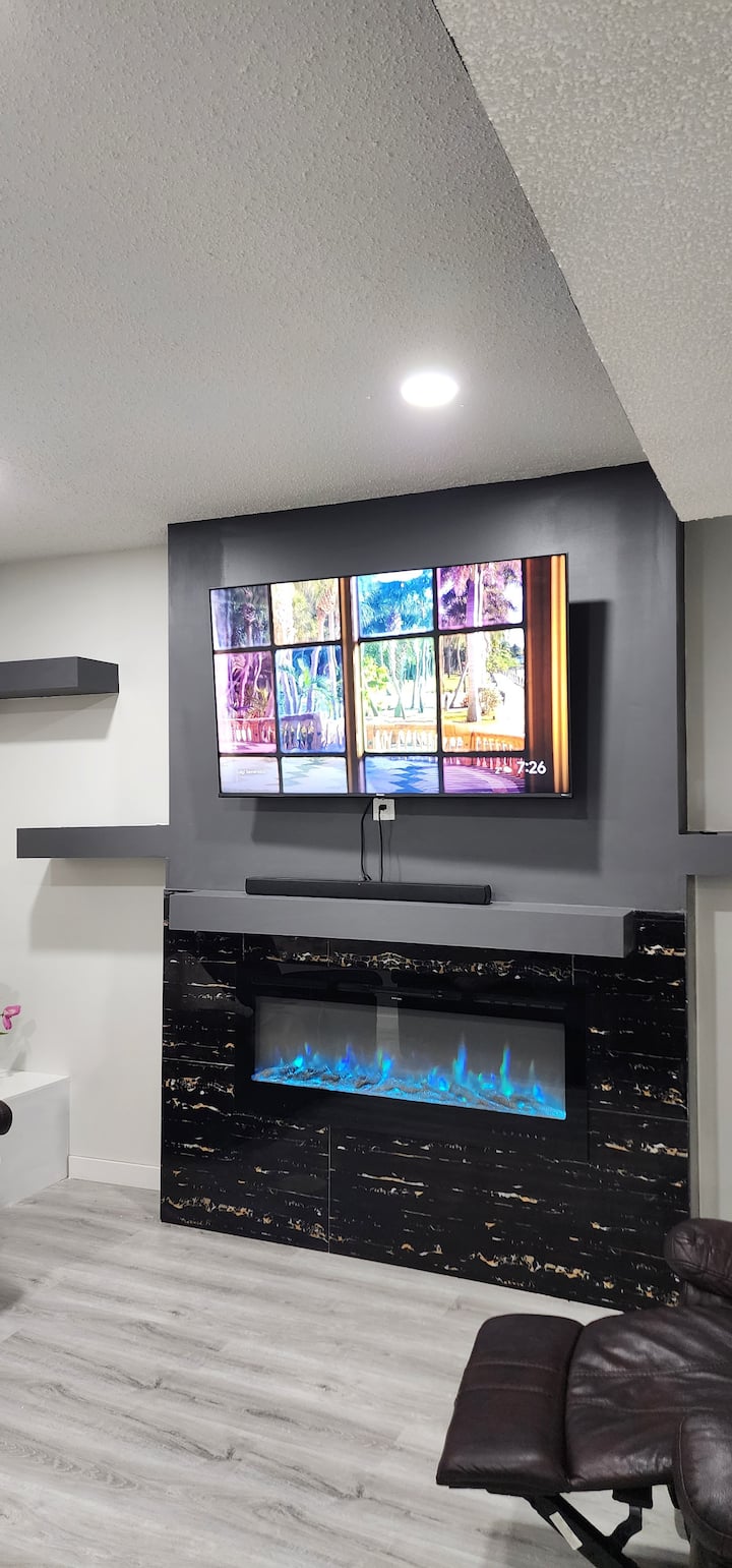 2 Bedroom Guest Haven In Edmonton - Edmonton