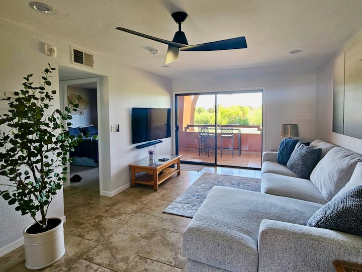 Mountains, Golf, Sunsets! - Phoenix, AZ