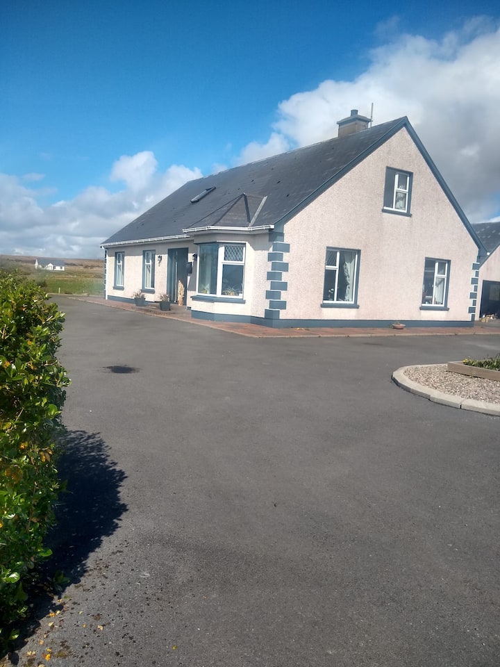 Enda's River View - Portnoo