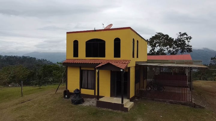 Bienvenido A Rancho Luna - Turrialba