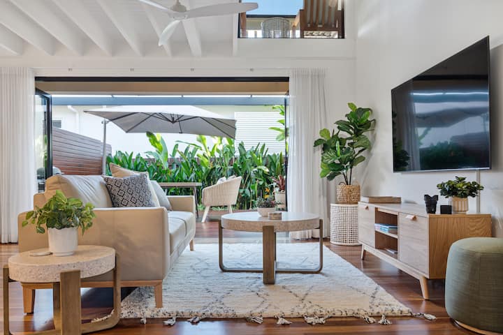 Modern & Stylish On Noosa River - Peregian Beach