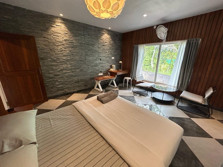 Kayyath Valley - Deluxe Room With Garden View - Idukki