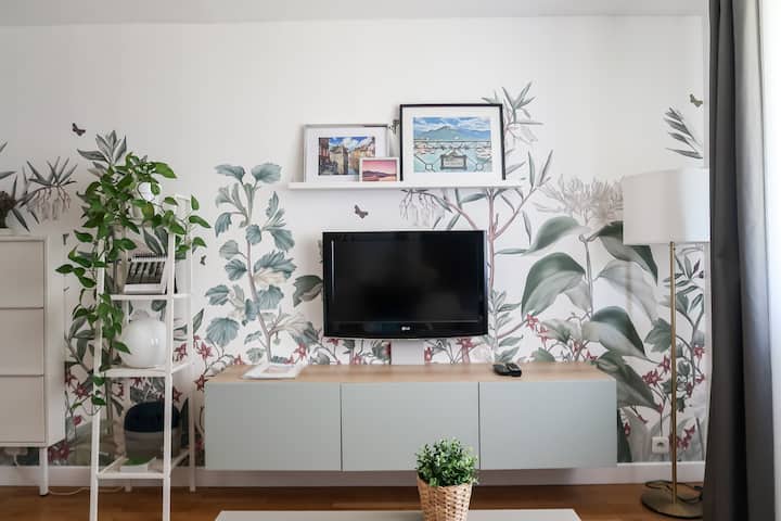 Elégant Appartement - Stationnement Facile - Annecy