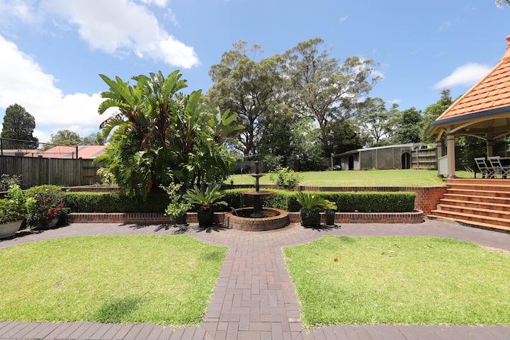 Be The King And Queen Of Your Own Castle. - 新南威爾斯州