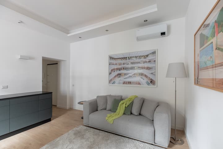 Iflat | Vatican 2 Bedroom Design Apartment - Roma
