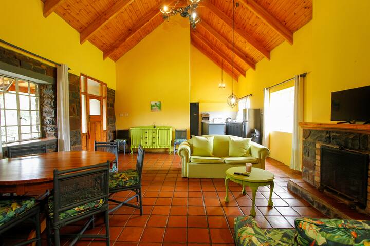 Acacia Cottage At Spionkop Lodge - Winterton