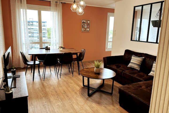 Le Grand Parc 13 - 2 Chambres - Wifi - Parking - Châteauroux