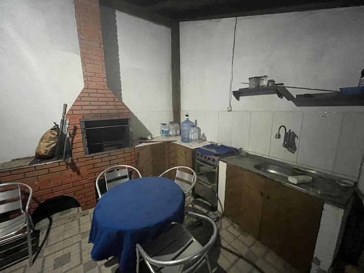 Ampla Casa, A Uma Quadra Do Mar - Imbituba