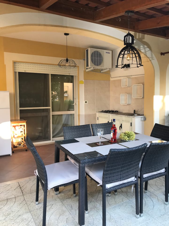 Spacious 3-bedroom Apartment - Pizzo