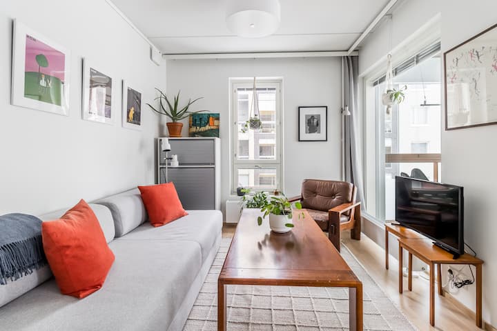 Bright 1br Private Balcony Near Sea, Nature Trails - Helsinki