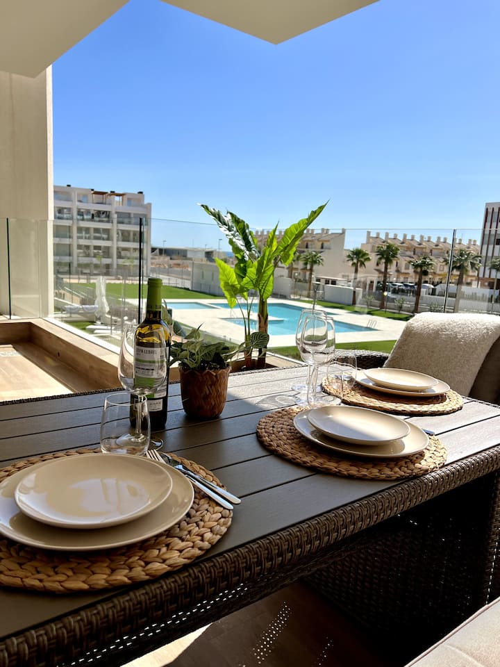 Zonnig Appartement Met Zwembad - La Zenia